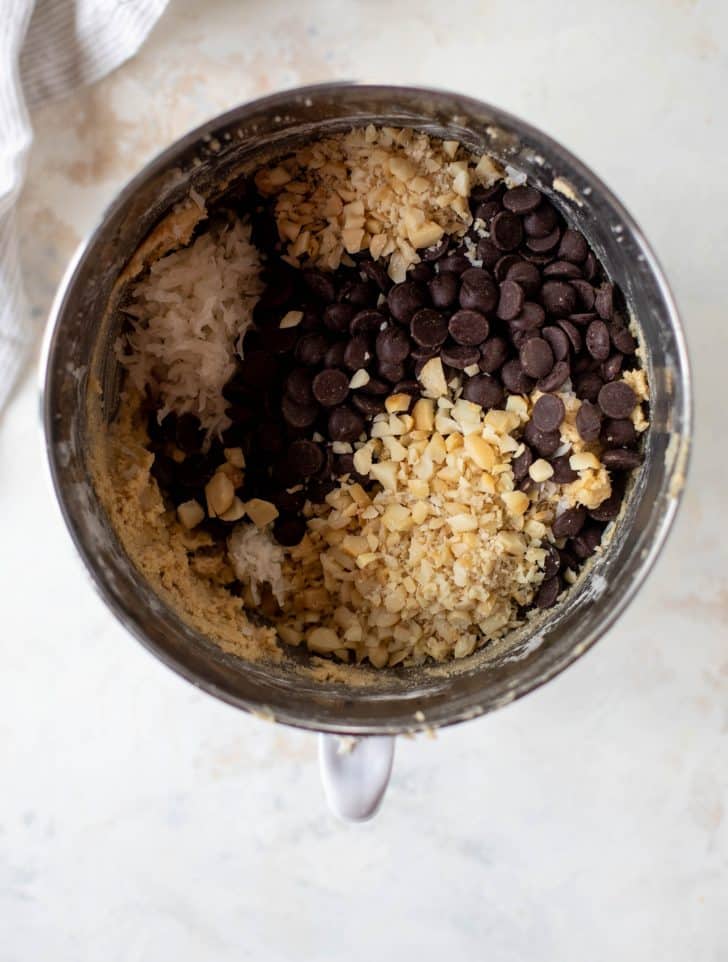 Royal Cookies - Nordstrom Copycat Royal Chocolate Chip Cookies