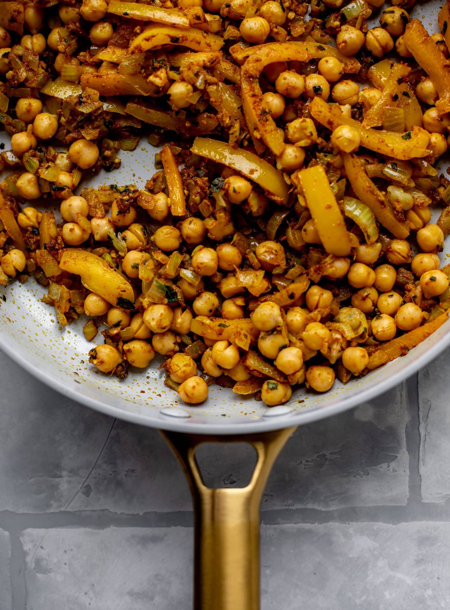 Basil Chickpea Curry - 20 Minute Basil Chickpea Coconut Curry Recipe