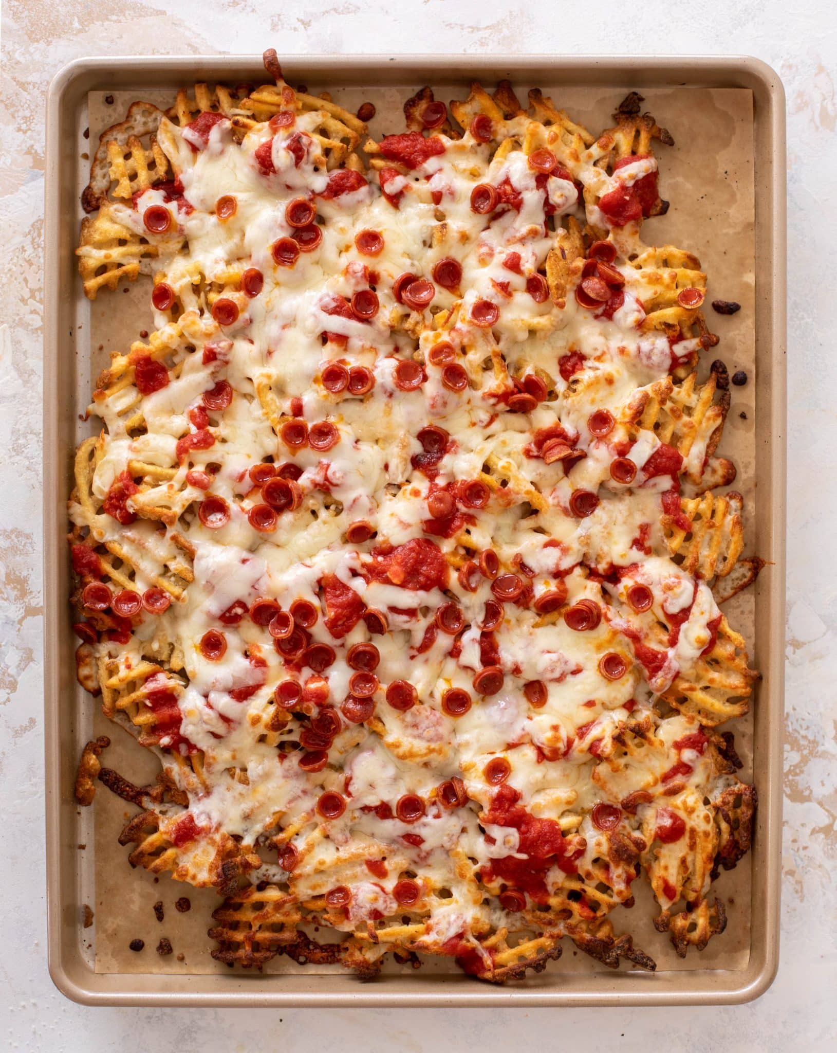 Pizza Fries - Cheesy Pizza Fries